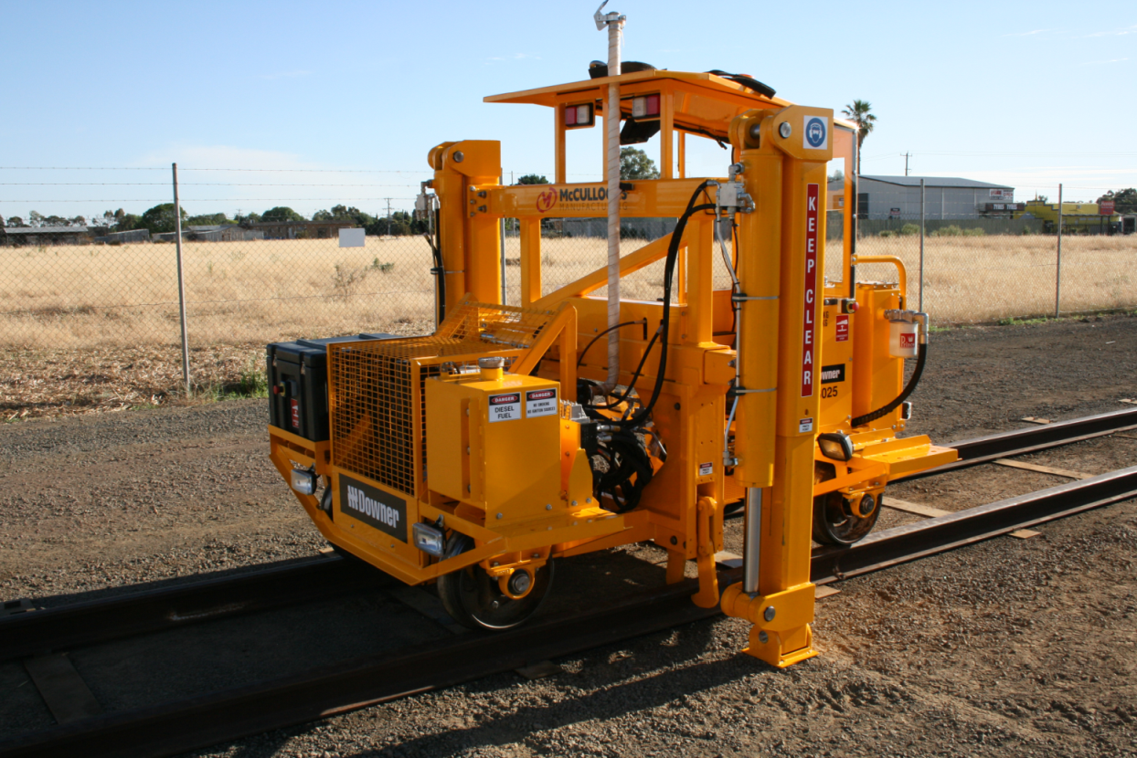 Rail Infrastructure Plant – McCullochs
